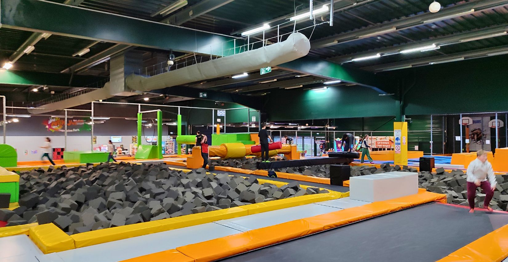 Trampoline Park - New Jump parc de jeux indoor au Nord de Rennes | Kidiklik